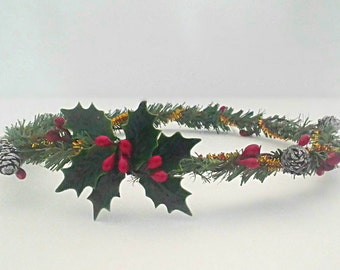 Holly crown | Etsy