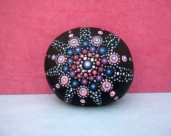 Hand painted stones | Etsy