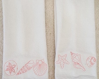 Seashell towel | Etsy