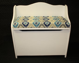 Items similar to Maple Storage Bench, Handmade w/ Optional Front Panels ...
