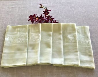 Chartreuse napkins | Etsy