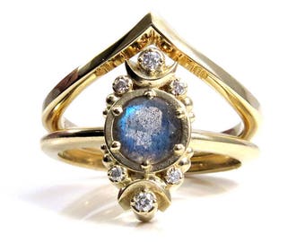 Labradorite engagement ring | Etsy