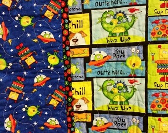Alien quilt | Etsy