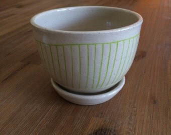 Chartreuse planter | Etsy