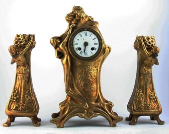 Items similar to Wehrle Commodore Tide Desk Alarm Clock - Collectable ...