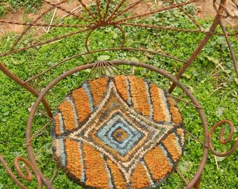 To This Place Rug Hooking PAPER Pattern from Notforgotten