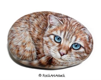 Painted rock cat | Etsy
