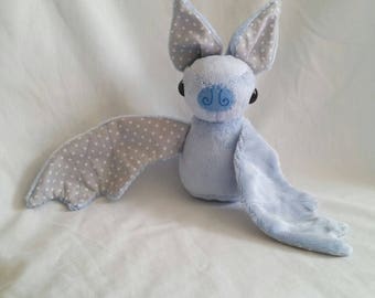 Bat plush | Etsy