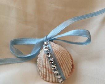 Shell ring box | Etsy