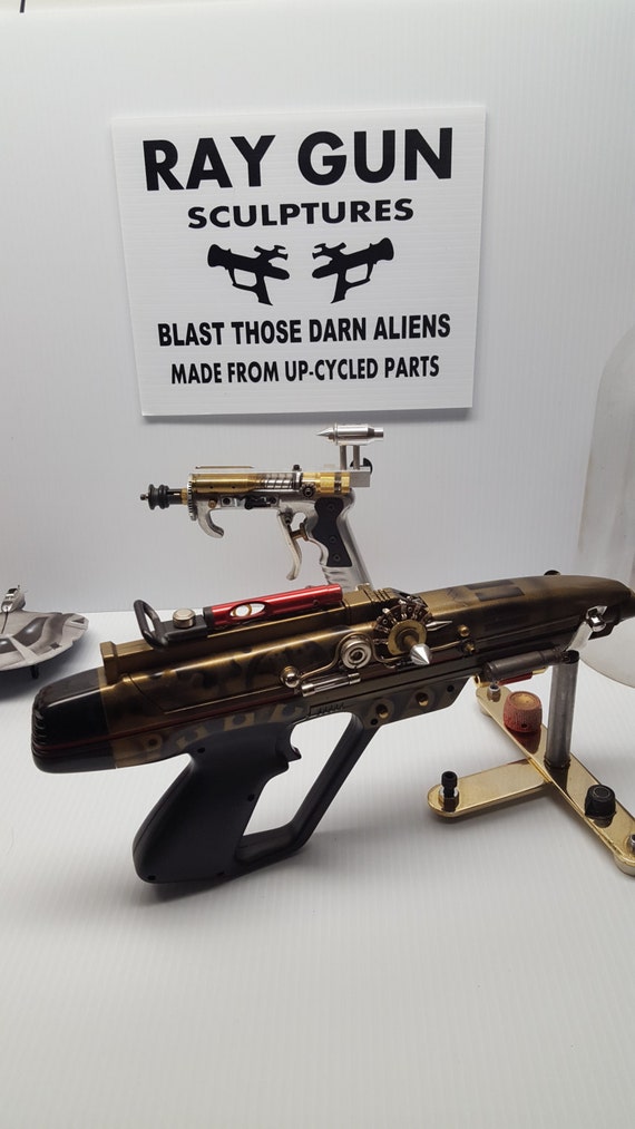 Star Shooter Nexxes 4007. Alien Death Ray Gun. careful