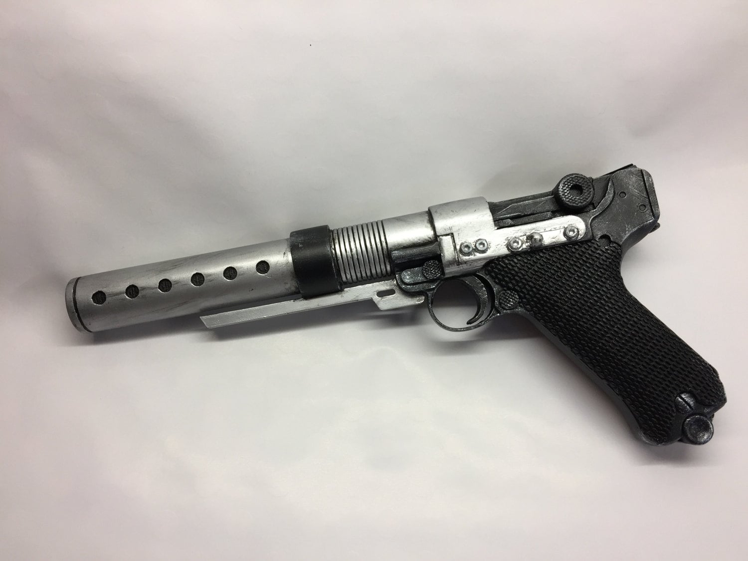 Jyn Erso A180 Blaster Pistol Star Wars Rogue One Full Size