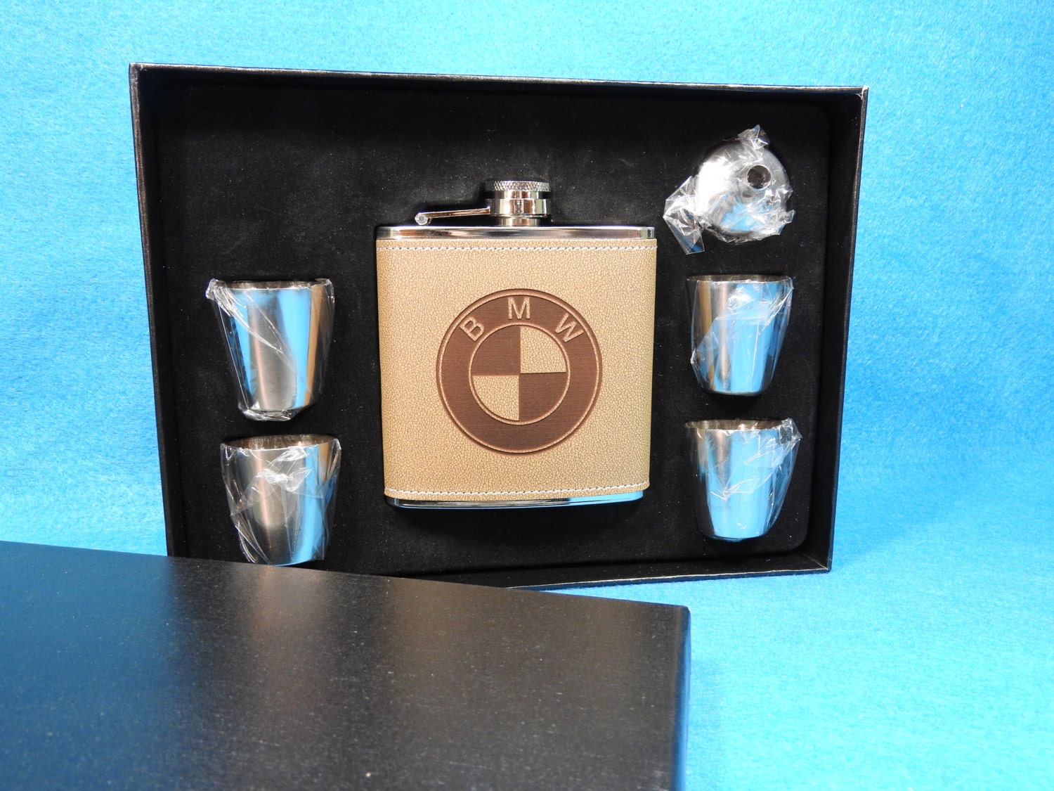 BMW Deluxe Leather Flask Gift Set Great Christmas gift for a