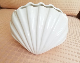 Scallop shell design | Etsy