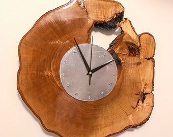 Wood slice clock | Etsy
