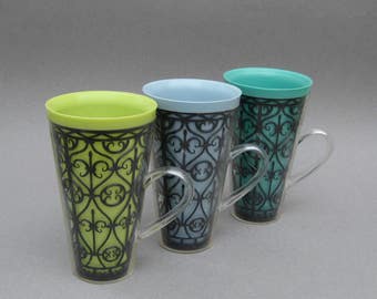 Vintage plastic cups | Etsy