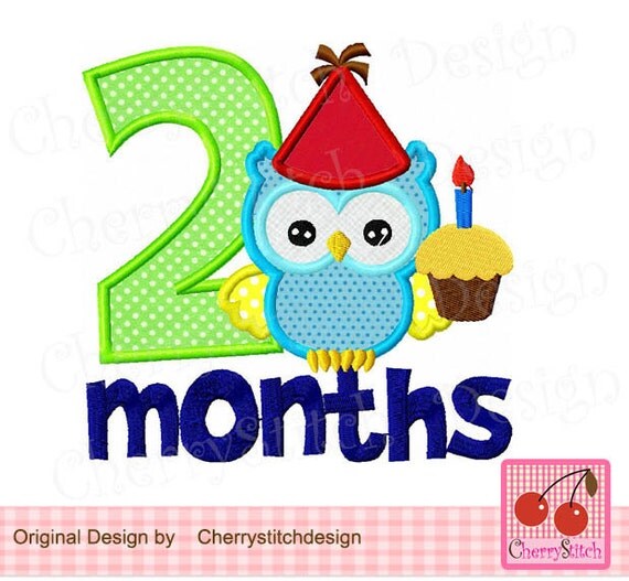 Baby 2 month with owl for boysNew baby two months owl digital