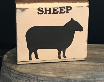 Showin' Sheep Hand Screened Wood Sign