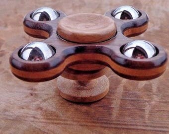 Hand spinner ceramic | Etsy