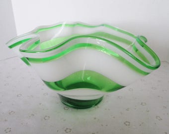 Wavy glass bowl | Etsy