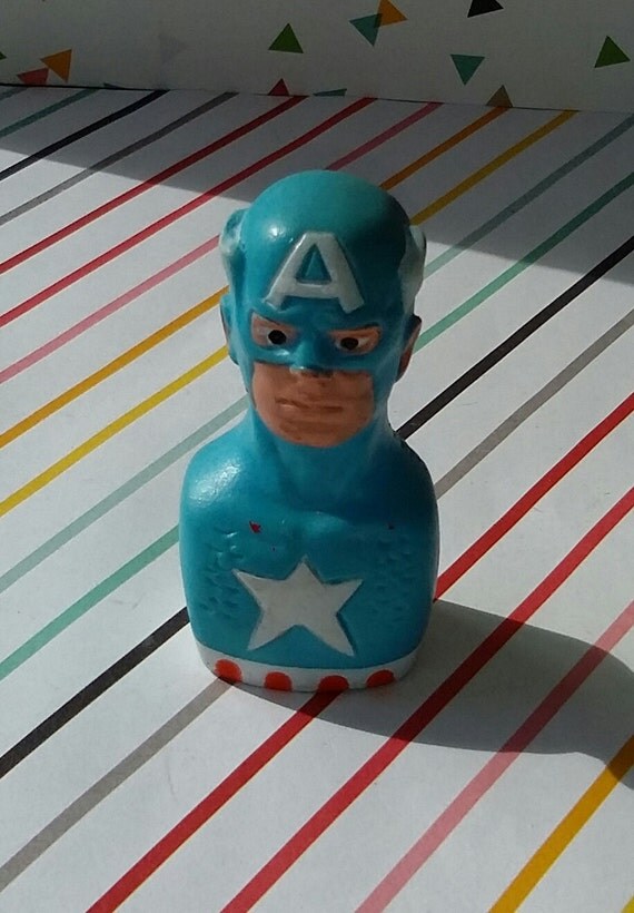 Vintage 1978 Imperial Marvel Captain America Finger Puppet