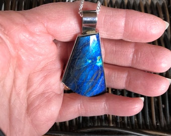 Spectrolite pendant | Etsy
