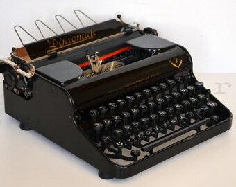 Antique typewriter | Etsy