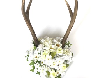 Antlers with flowers | Etsy