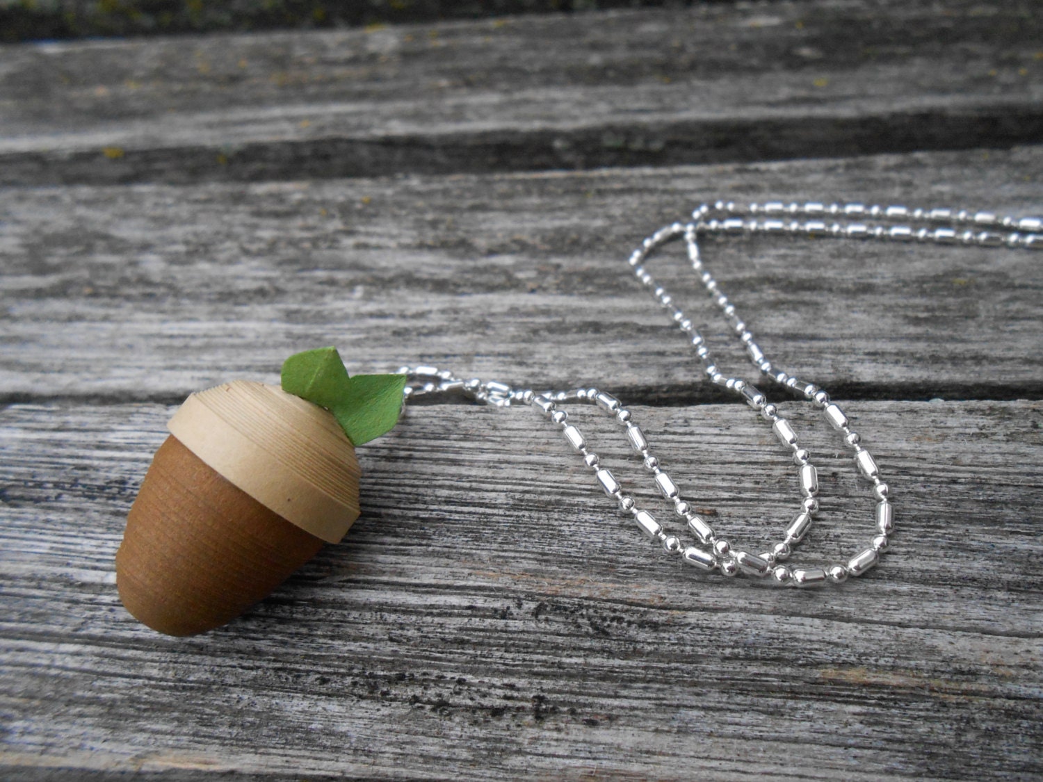 Acorn Necklace. CHOOSE YOUR COLORS. Quilled Paper. Wedding