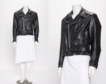 Revival Vintage Boutique by RevivalVintageBoutiq on Etsy