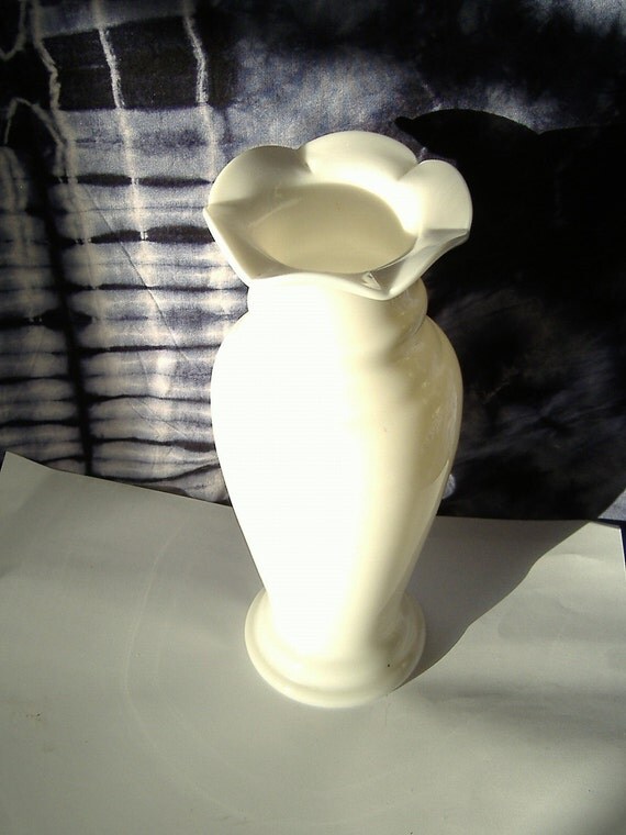 White 60s Opaque Glass Vase