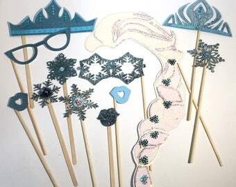 Frozen photo booth | Etsy