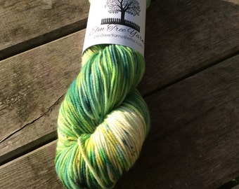Elm Tree Yarns hand dyed/painted in Derbyshire by ElmTreeYarns