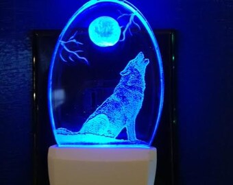 Wolf night light | Etsy