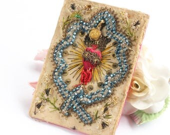 White bleeding heart | Etsy