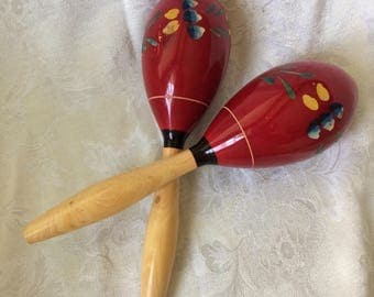 Vintage maracas | Etsy