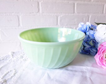 Jadeite mixing bowl | Etsy