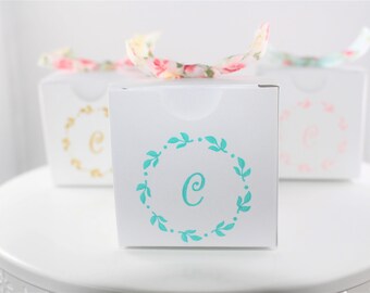 Baby shower gift box | Etsy