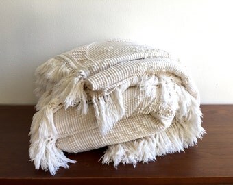 Bates bedspread | Etsy