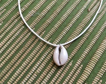 Shell choker | Etsy
