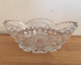 Beautiful Antique Imperial Glass Nucut Lead Cut Glass Vase