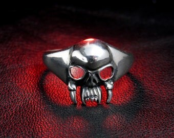 Womens skull ring | Etsy