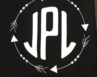 Arrow monogram | Etsy