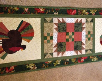 Turkey table runner | Etsy