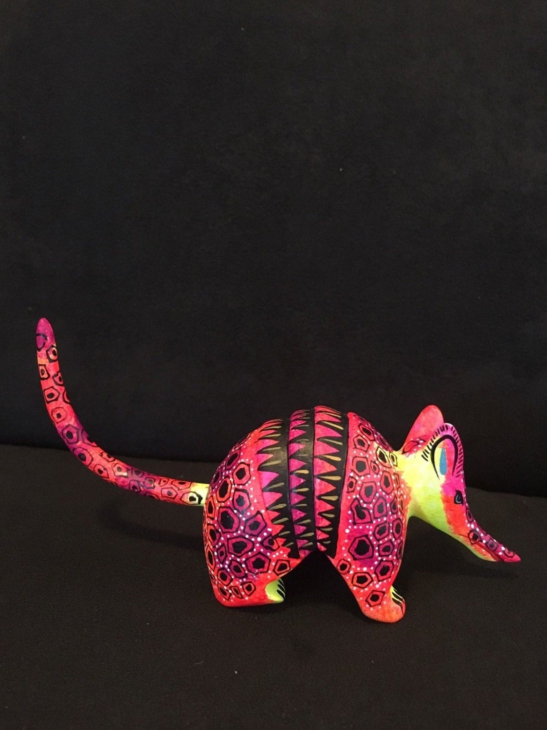 Armadillo alebrije Wood carving Armadillo alebrije Wood carving