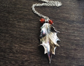 Holly leaf necklace | Etsy