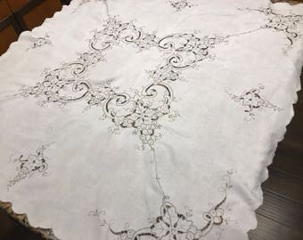Vintage tablecloths | Etsy