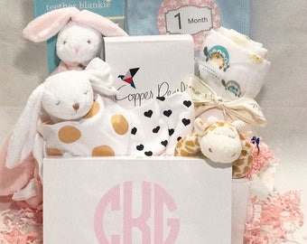 Baby shower gift box | Etsy