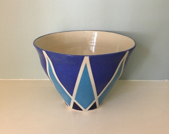 Diamond pattern bowl | Etsy