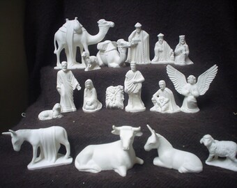 Clay Magic 16-Piece Ceramic Bisque Nativity