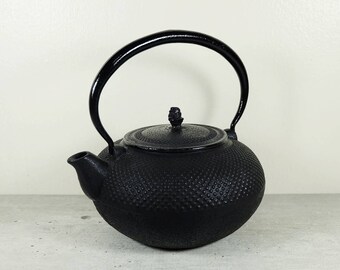 Cast iron kettle | Etsy